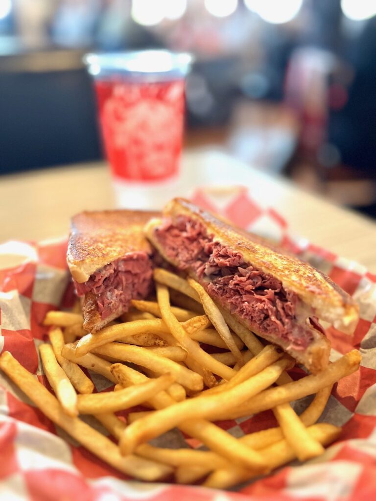 Lion's Choice introduces new roast beef sandwich | St. Louis Magazine